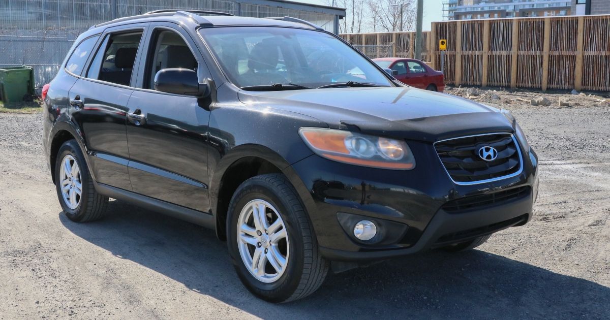 Hyundai Santa Fe 2011 GL | A/C - BLUETOOTH - SIEGES CHAUFFANT usagée et ...