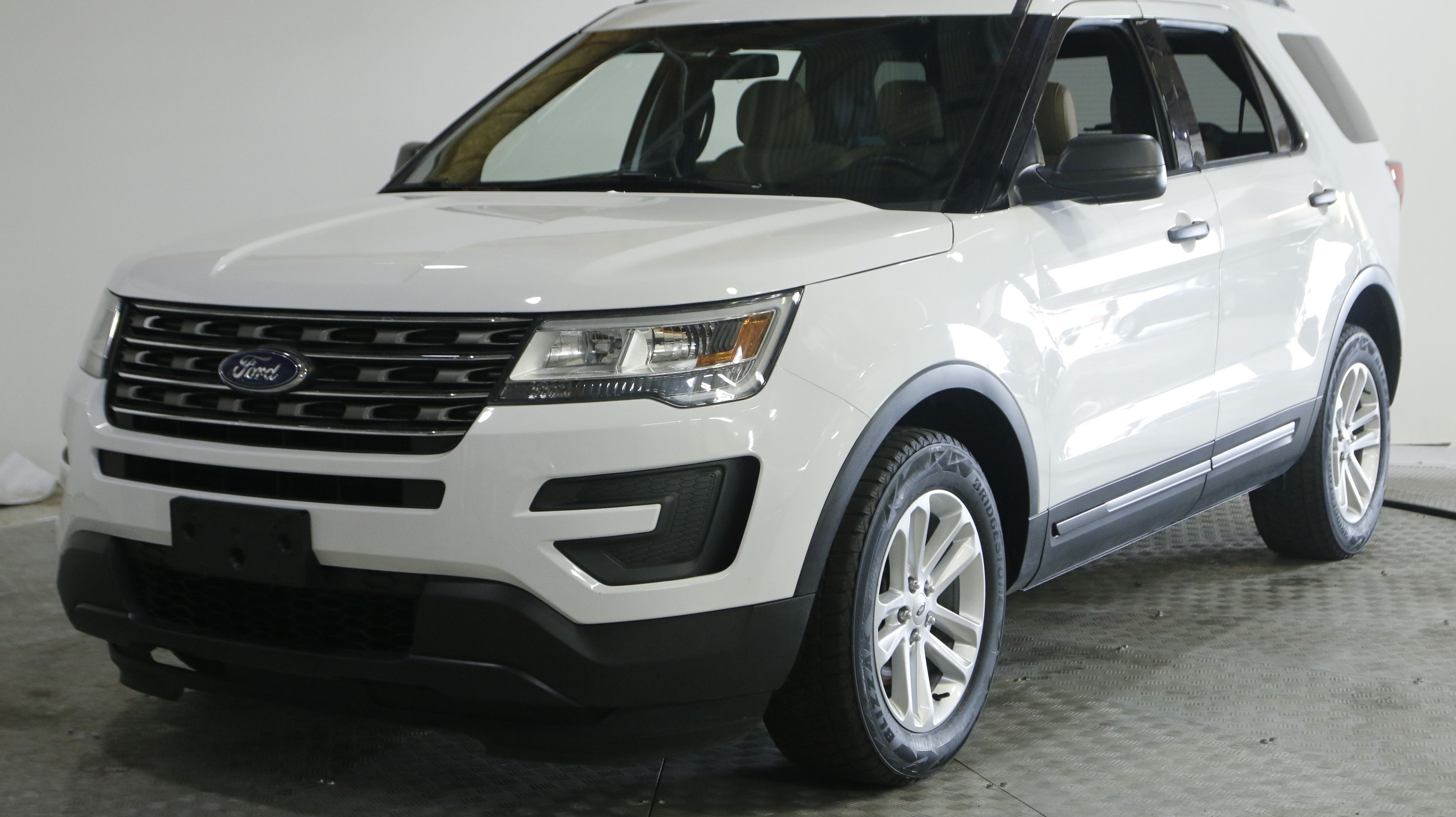 Ford Explorer 2016 4WD 7 PASSAGERS CAMÉRA DE RECULE usagée et d ...