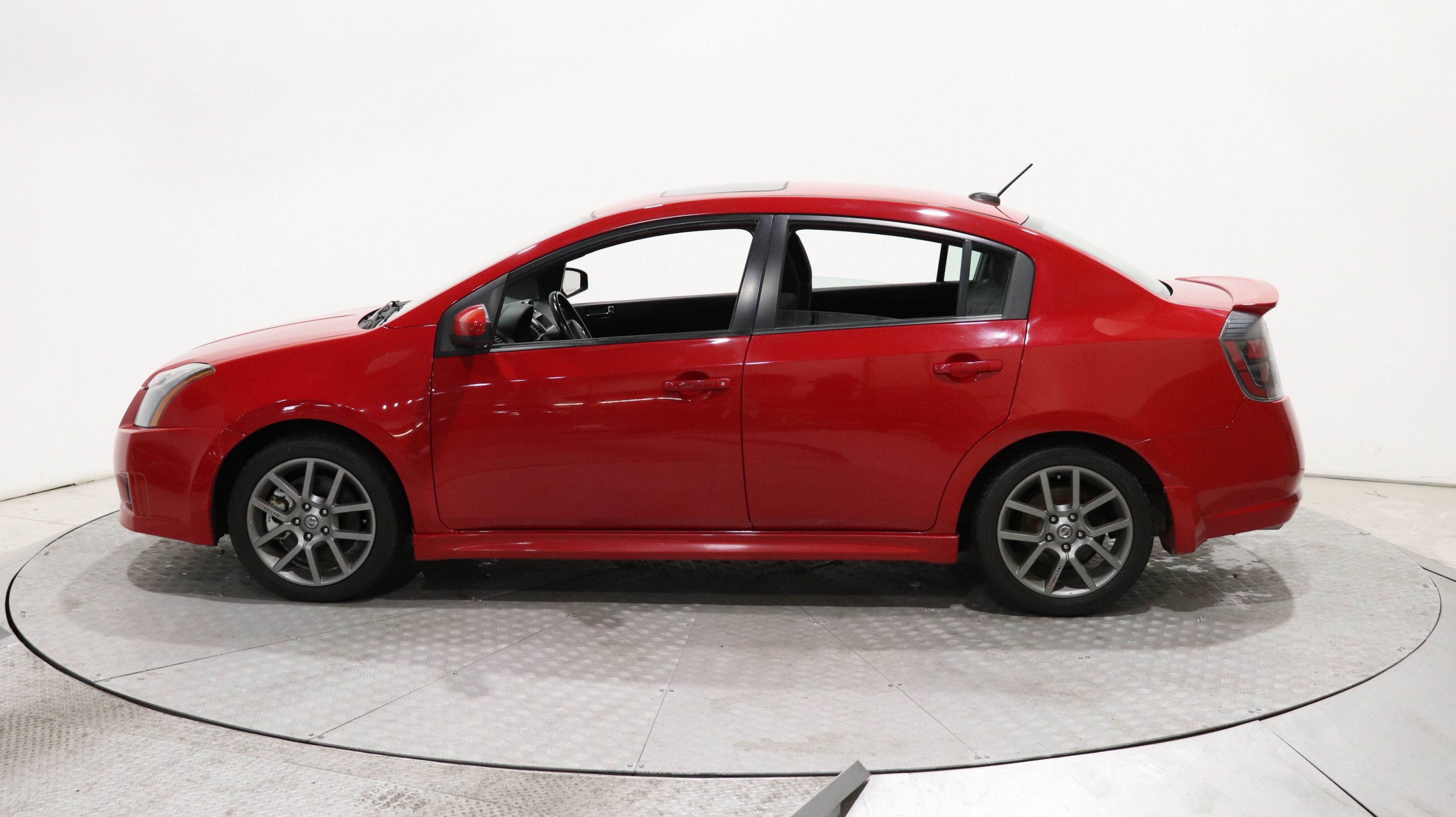 Nissan Sentra 2012 SE-R Spec V NISMO MANUELLE CAMERA TOIT OUVRANT ...