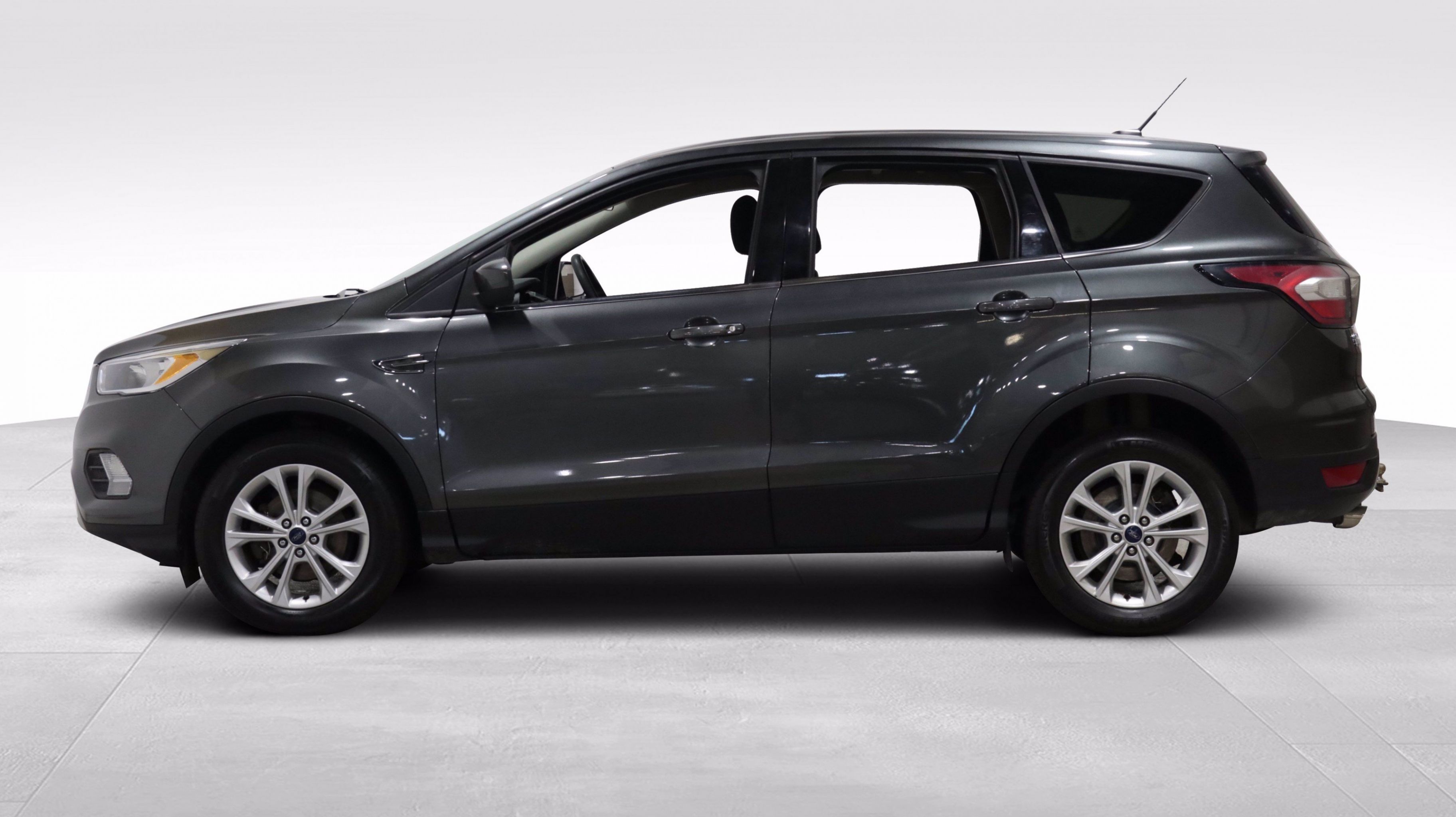 Ford Escape 2017 SE AUTO A/C GR ELECT CAMERA DE RECUL BLUETOOTH usagée ...