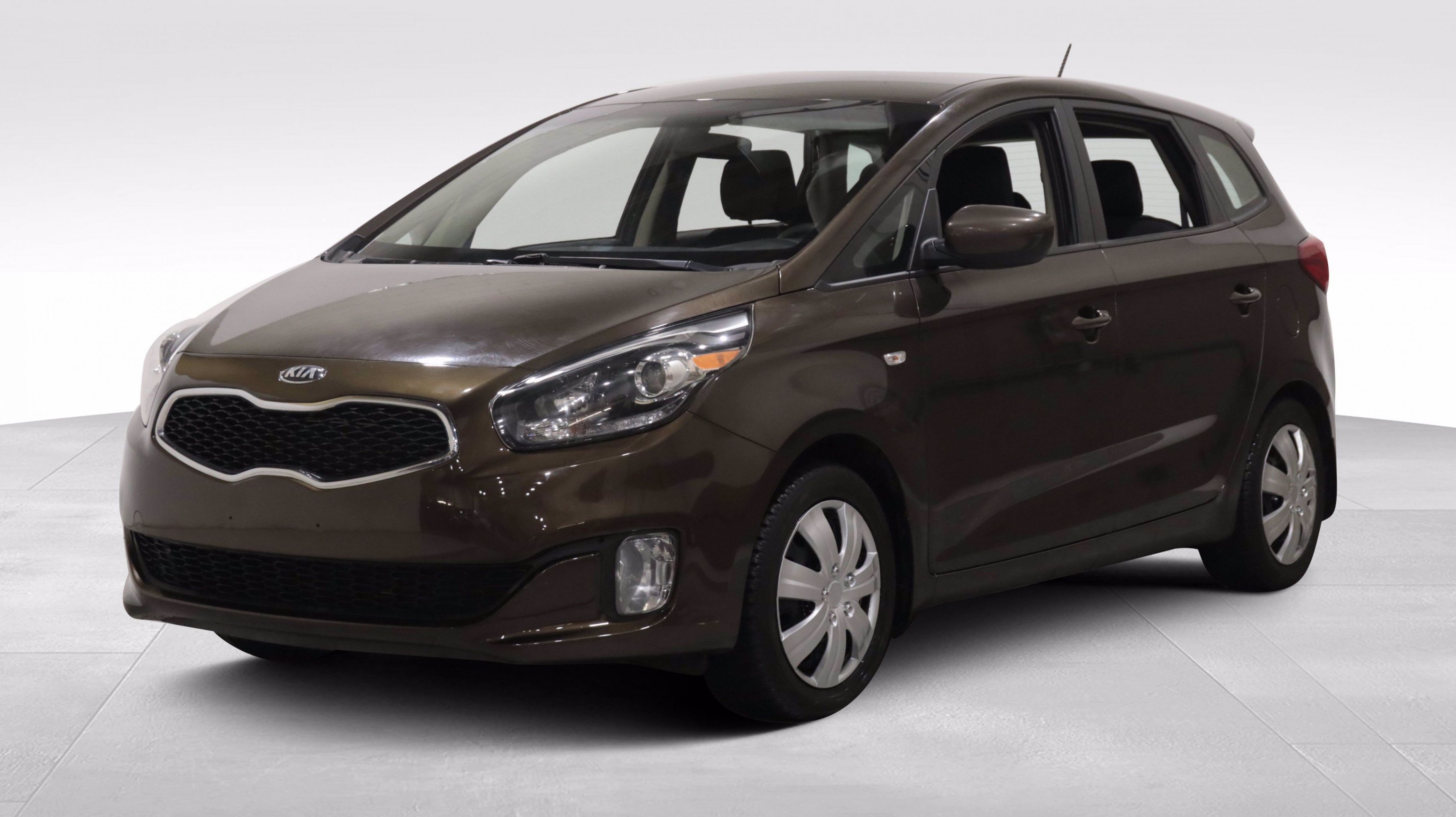 Kia Rondo 2014 LX A/C GR ELECT MAGS BLUETOOTH usagée et d’occasion à ...