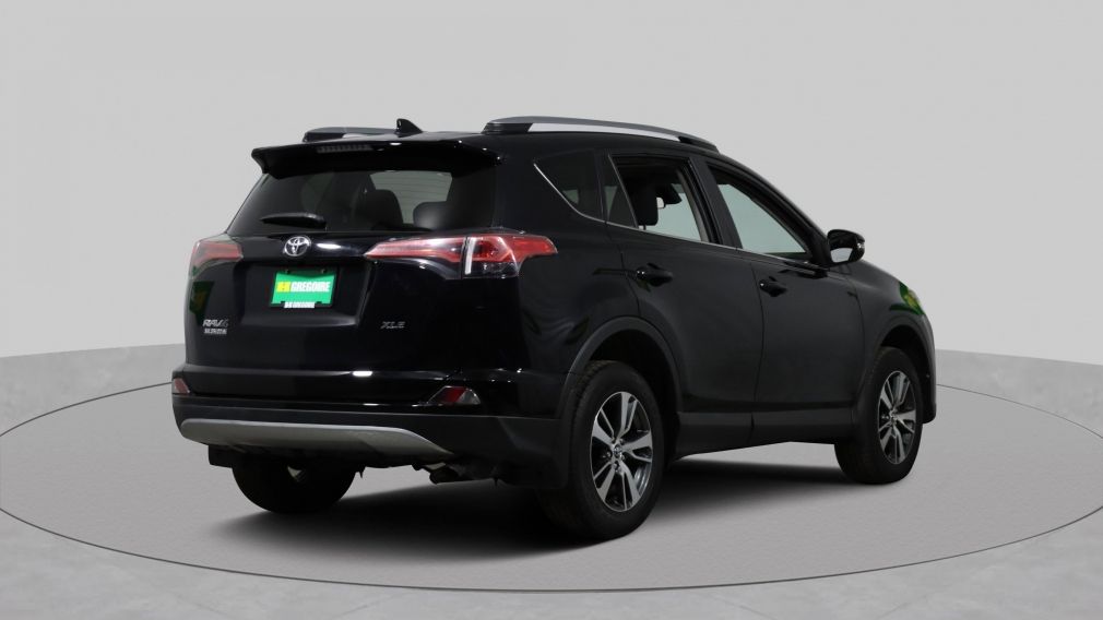 Toyota Rav 4 2017 XLE AUTO A/C TOIT MAGS CAM RECUL BLUETOOTH usagée et ...