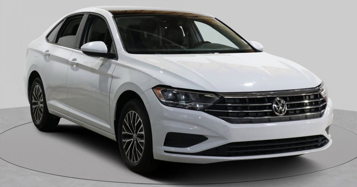 Volkswagen Jetta 2019 HIGHLINE AUTO AC GR ELEC MAGS TOIT CAM RECULE ...