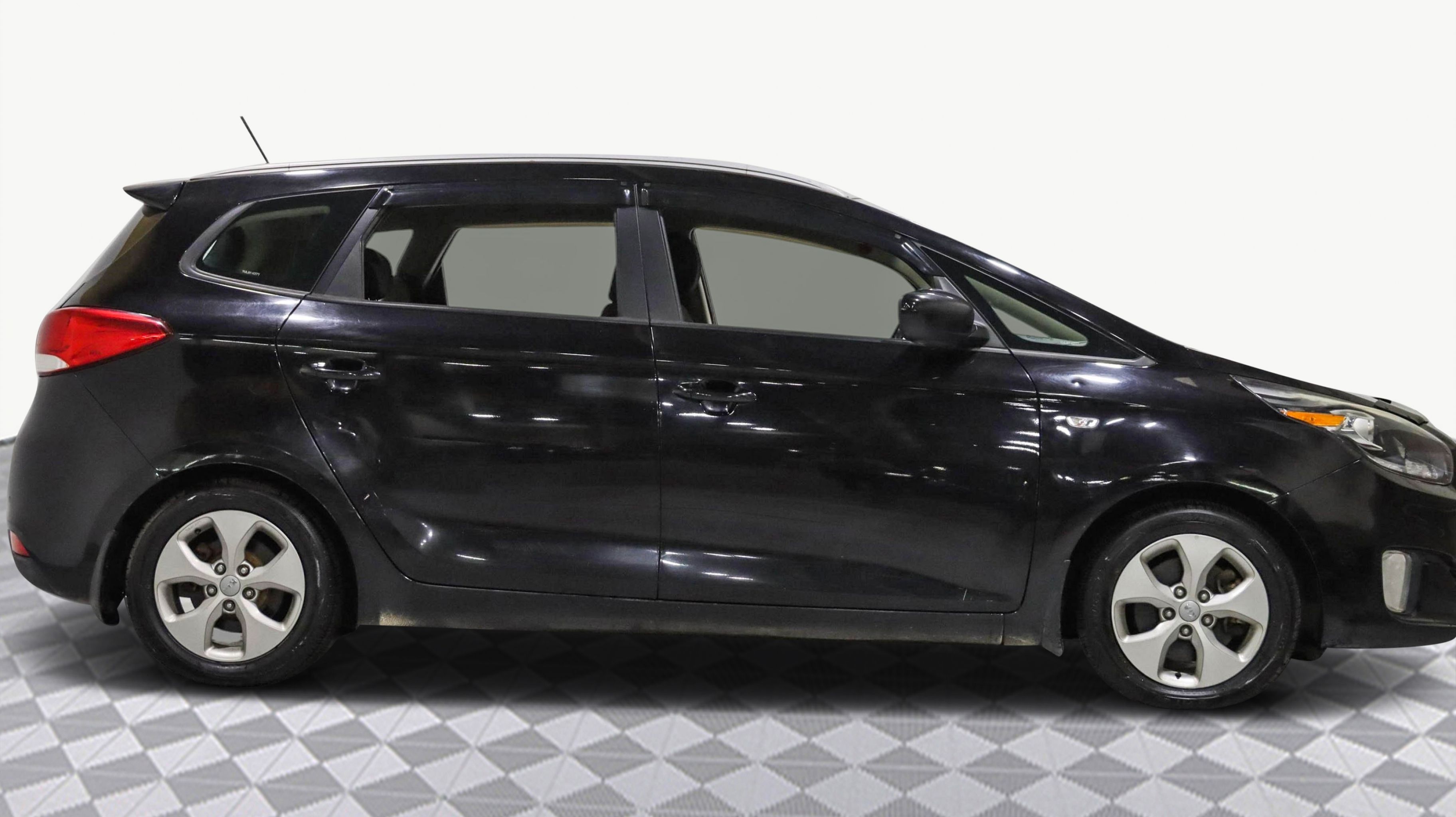 Kia Rondo 2014 LX AUTO A/C GR ÉLECT usagée et d’occasion à vendre chez ...