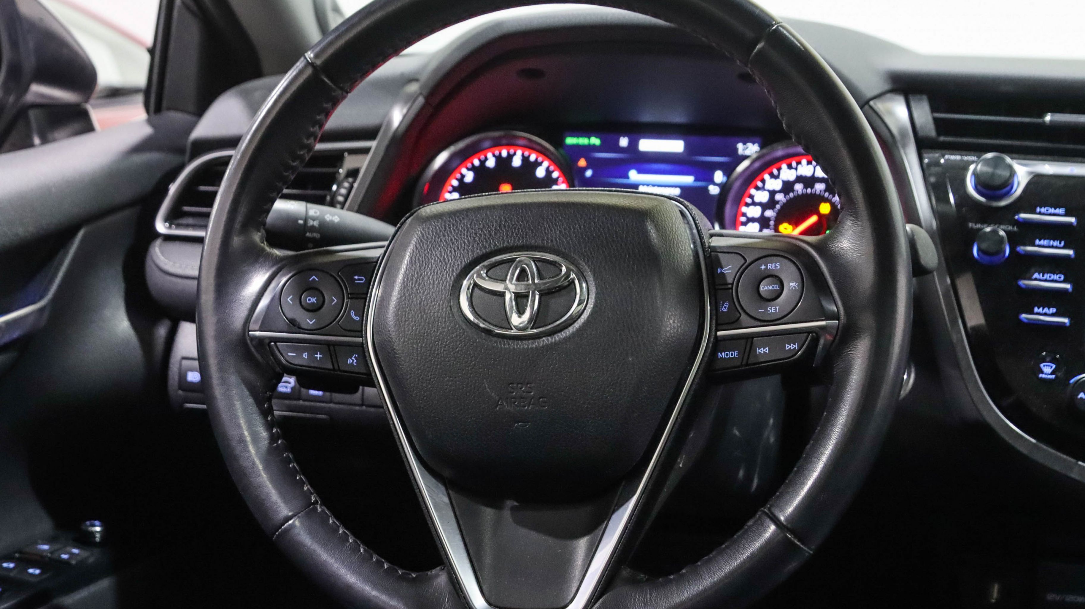 Toyota Camry 2019 XLE AWD AUTO A/C GR ELECT MAGS CUIR TOIT CAMERA BL ...