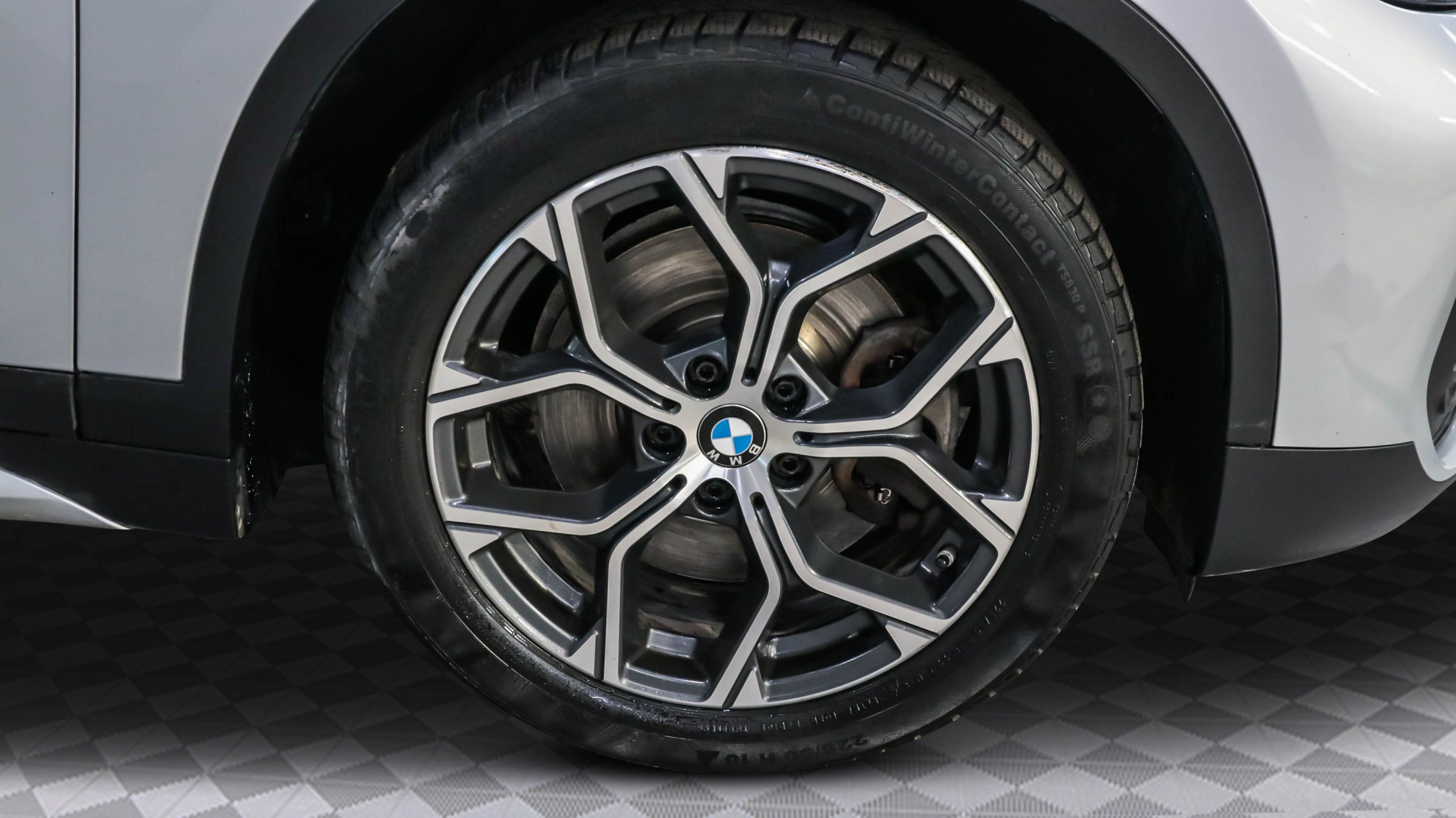 BMW X1 2020 xDrive28i AUTO AC GR ELEC MAGS TOIT CAM RECULE usagée et d ...