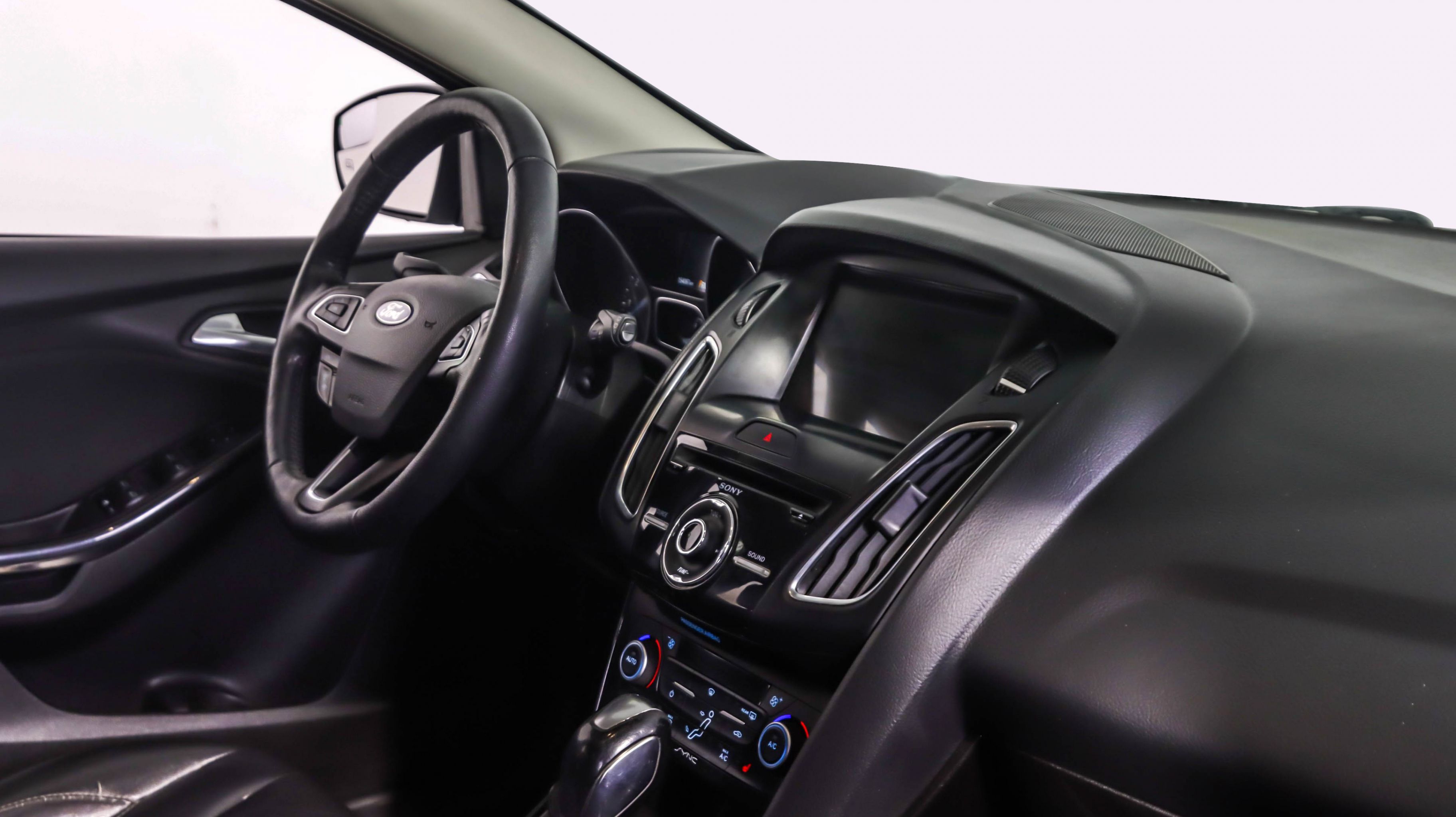 Ford Focus 2018 Titanium MAGS CUIR TOIT SYSTÈME SONY BLUETOOTH usagée ...