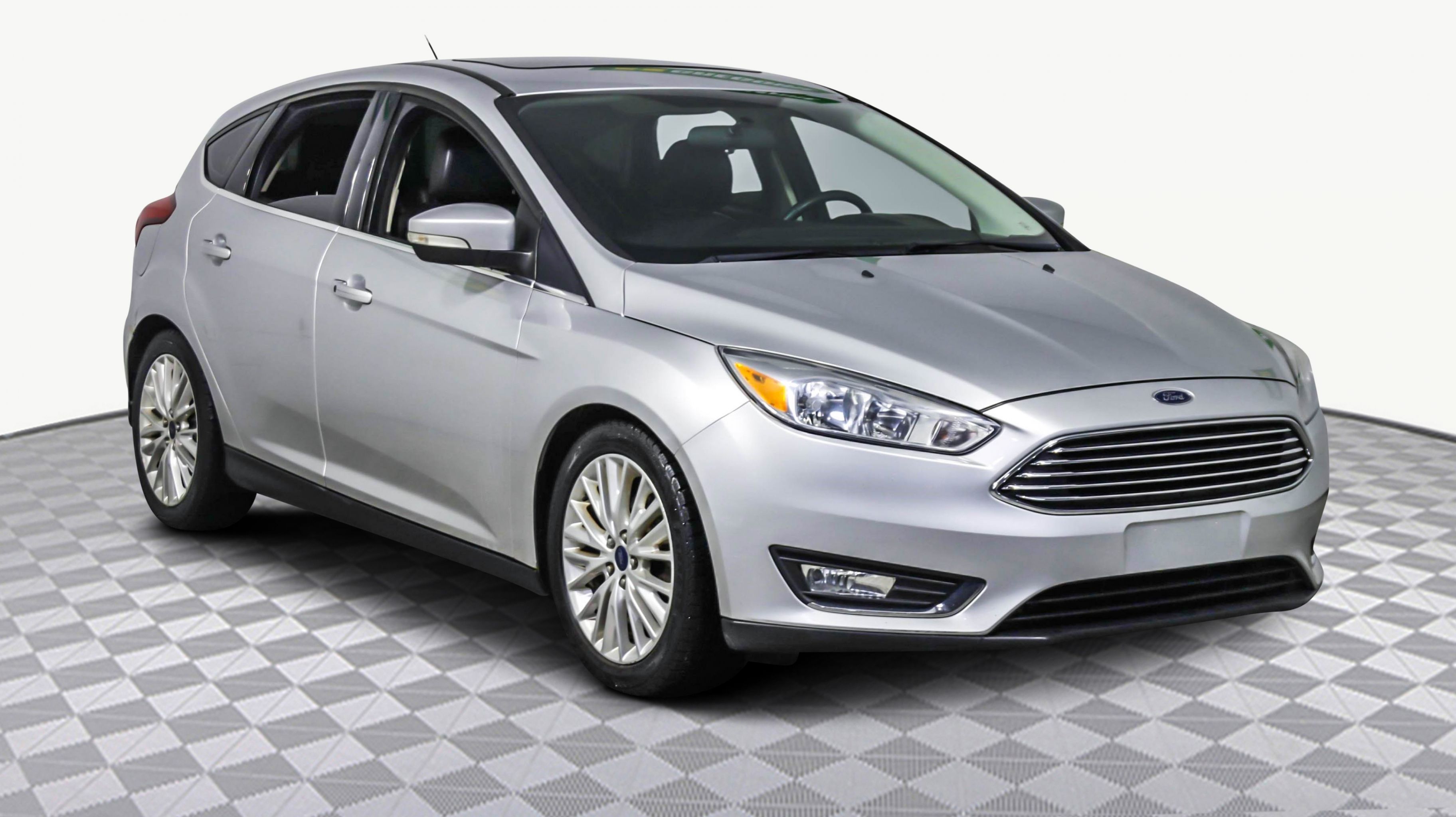Ford Focus 2018 Titanium MAGS CUIR TOIT SYSTÈME SONY BLUETOOTH usagée ...