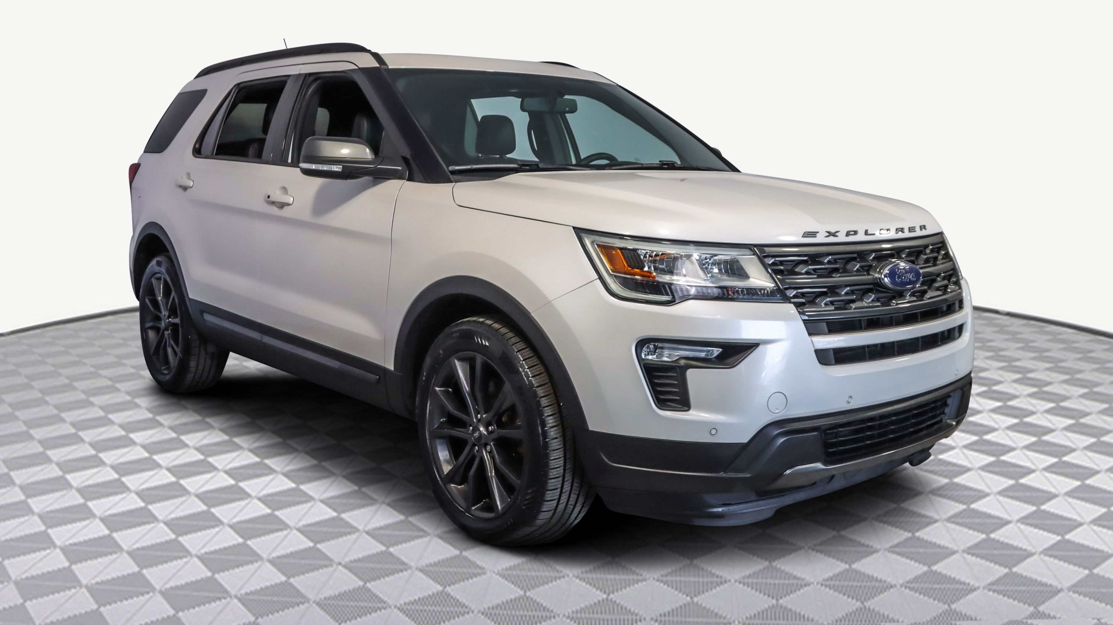 Ford Explorer 2018 XLT AUTO A/C CUIR TOIT GR ELECT MAGS CAM RECUL ...
