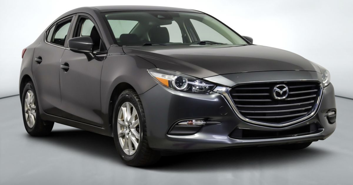 Mazda 3 2018 SE AUTO A/C GR ELECT NAVY MAGS CAM BLUETOOTH usagée et d ...