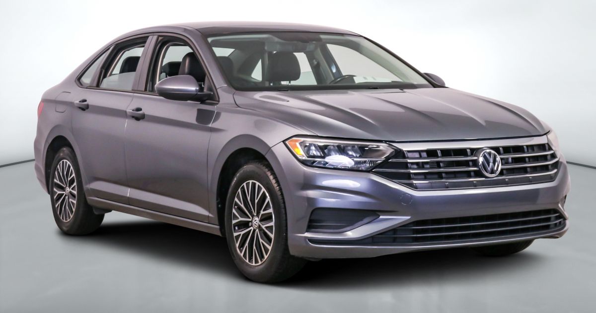 Volkswagen Jetta 2019 Highline AUTO A/C CUIR TOIT MAGS CAM RECUL usagée ...