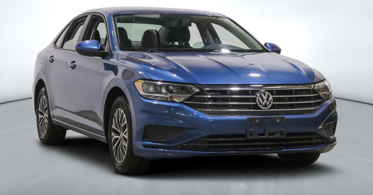 Volkswagen Jetta 2020 COMFORTLINE AUTO AC GR ELECT MAGS CAM RECUL ...