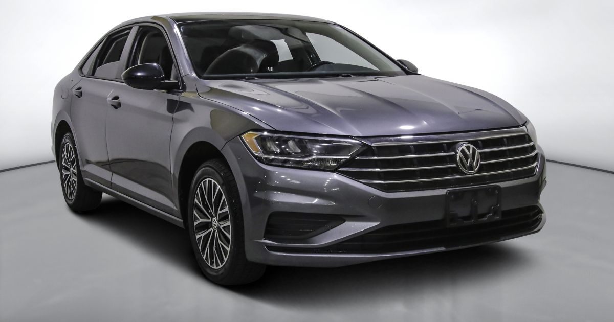 Volkswagen Jetta 2019 Highline AUTO A/C TOIT CUIR CAM RECUL BLUETOOTH ...