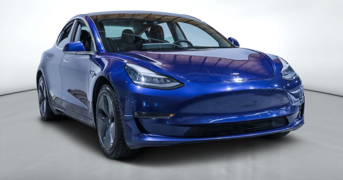 Tesla Model 3 2020 Standard Range Plus AC AUTO GR ELECT MAGS TOIT PAN ...