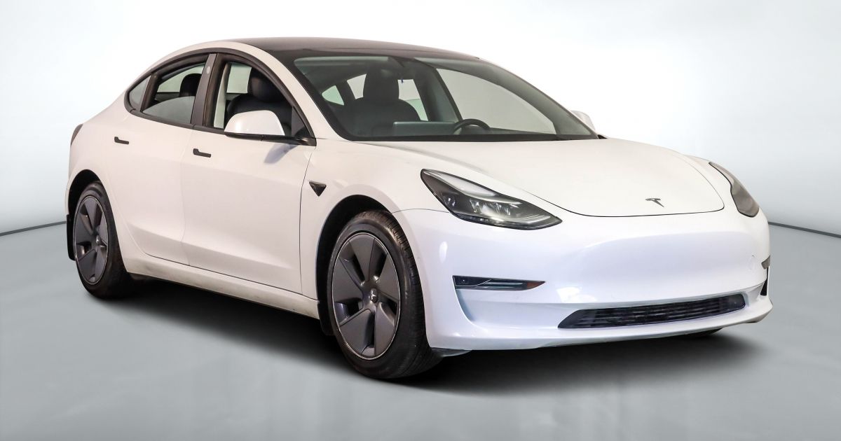 Used 2022 Tesla Model 3 Standard Range. AUTO A/C TOIT NAV MAGS CAM ...