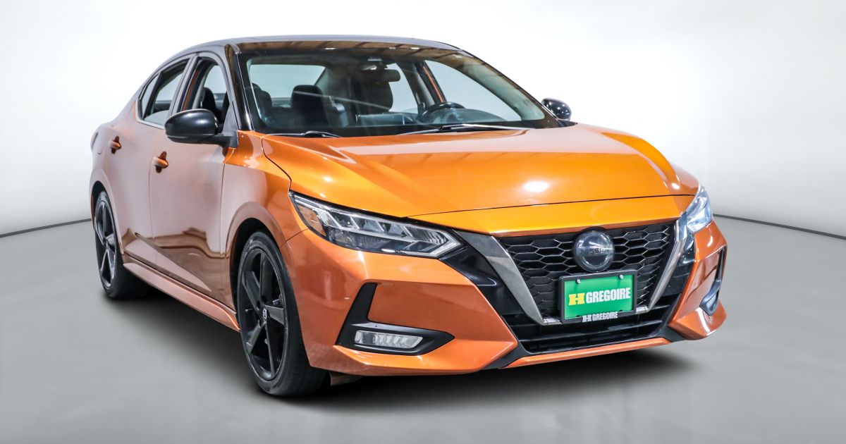 Nissan Sentra 2022 SR AUTO AC TOIT MAGS CAM RECULE BLUETOOTH usagée et ...
