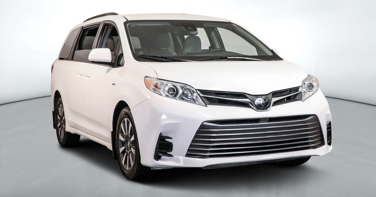 Toyota Sienna 2018 LE AUTO A/C GR ELECT MAGS CAM RECUL BLUETOOTH usagée ...