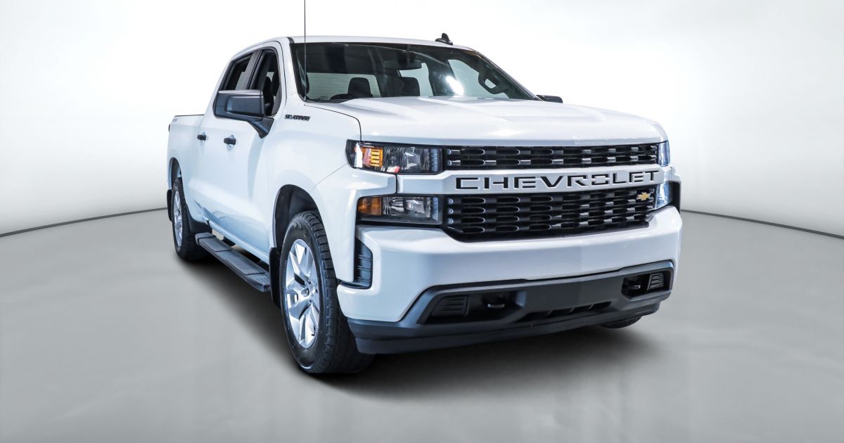 Chevrolet Silverado 2022 Custom 4X4 AUTO AC GR ELEC MAGS CAM RECUL ...