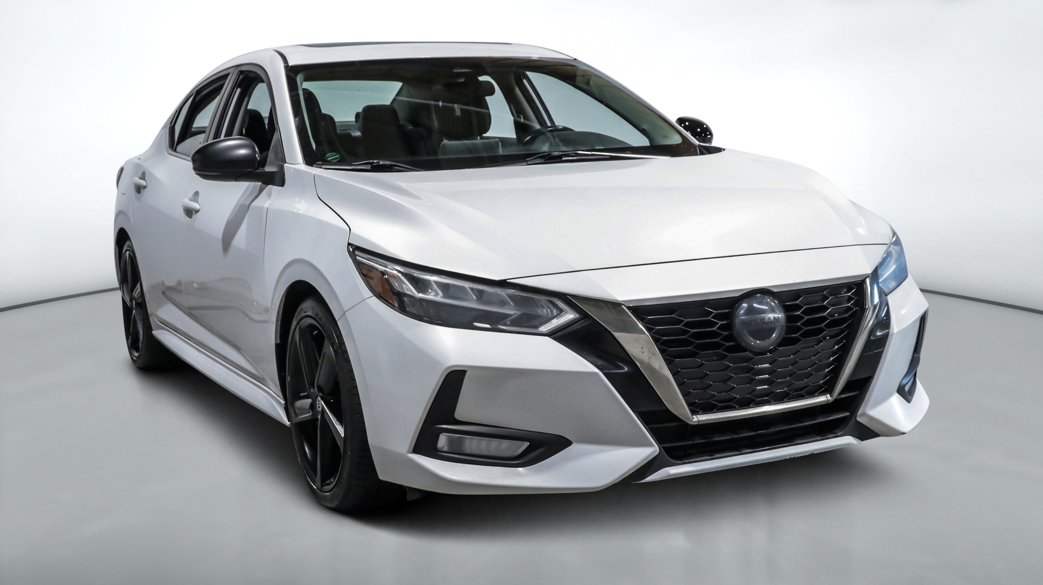 Nissan Sentra 2021 SR AUTO AC TOIT GR ELEC MAGS CAM RECUL BLUETOOTH ...