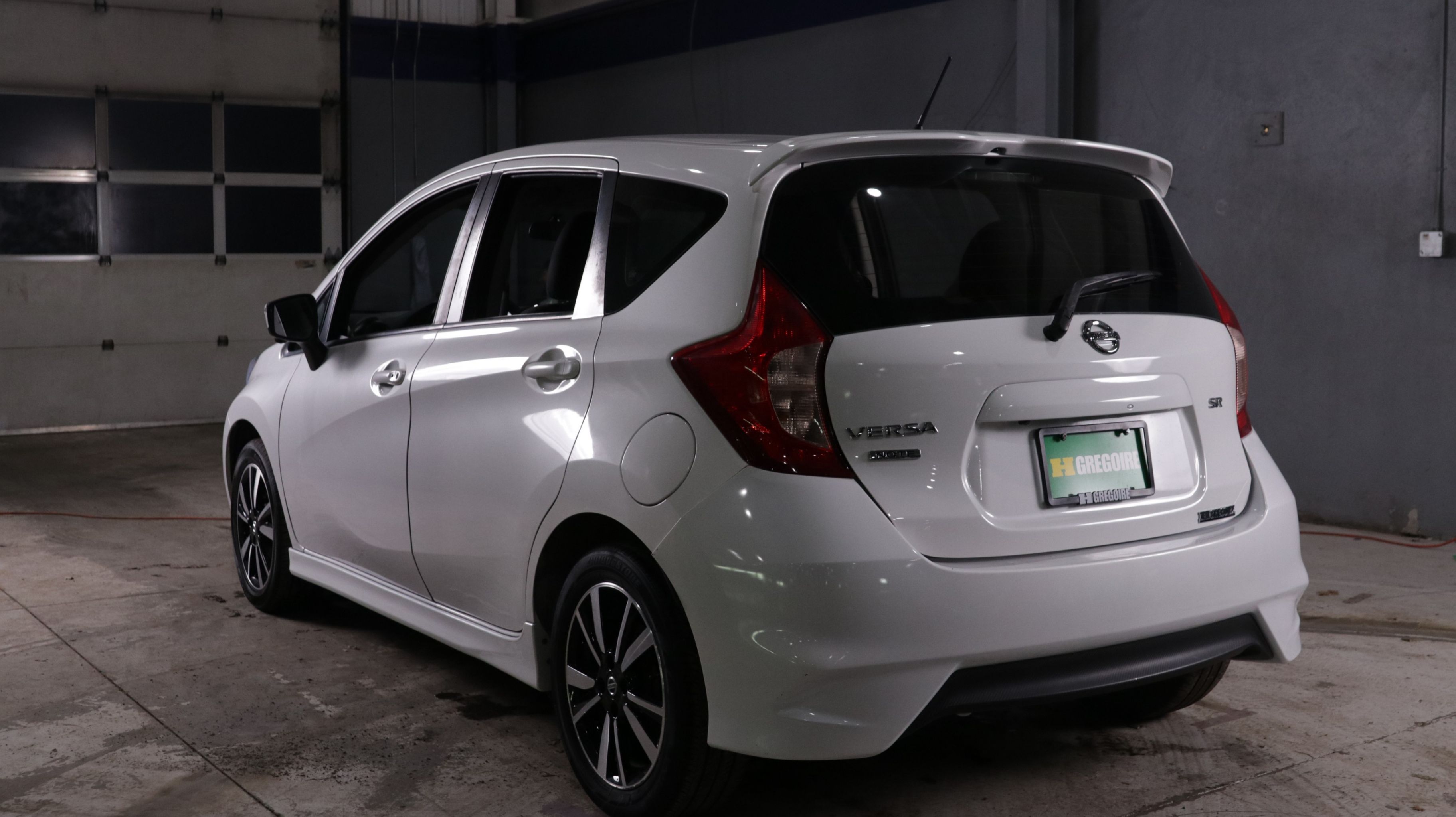 Nissan Versa Note 2018 SR AUTO A/C NAV GR ELECT MAGS CAM RECUL ...