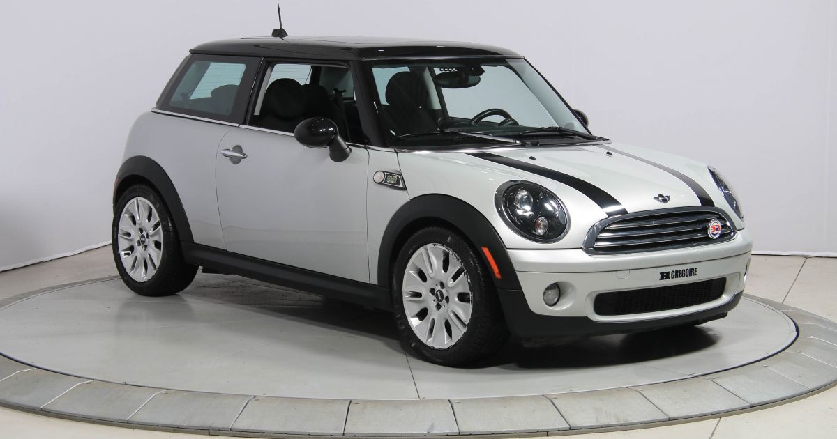 Mini Cooper 2010 Camden Edition AUTO A/C TOIT PANO MAGS usagée et d ...