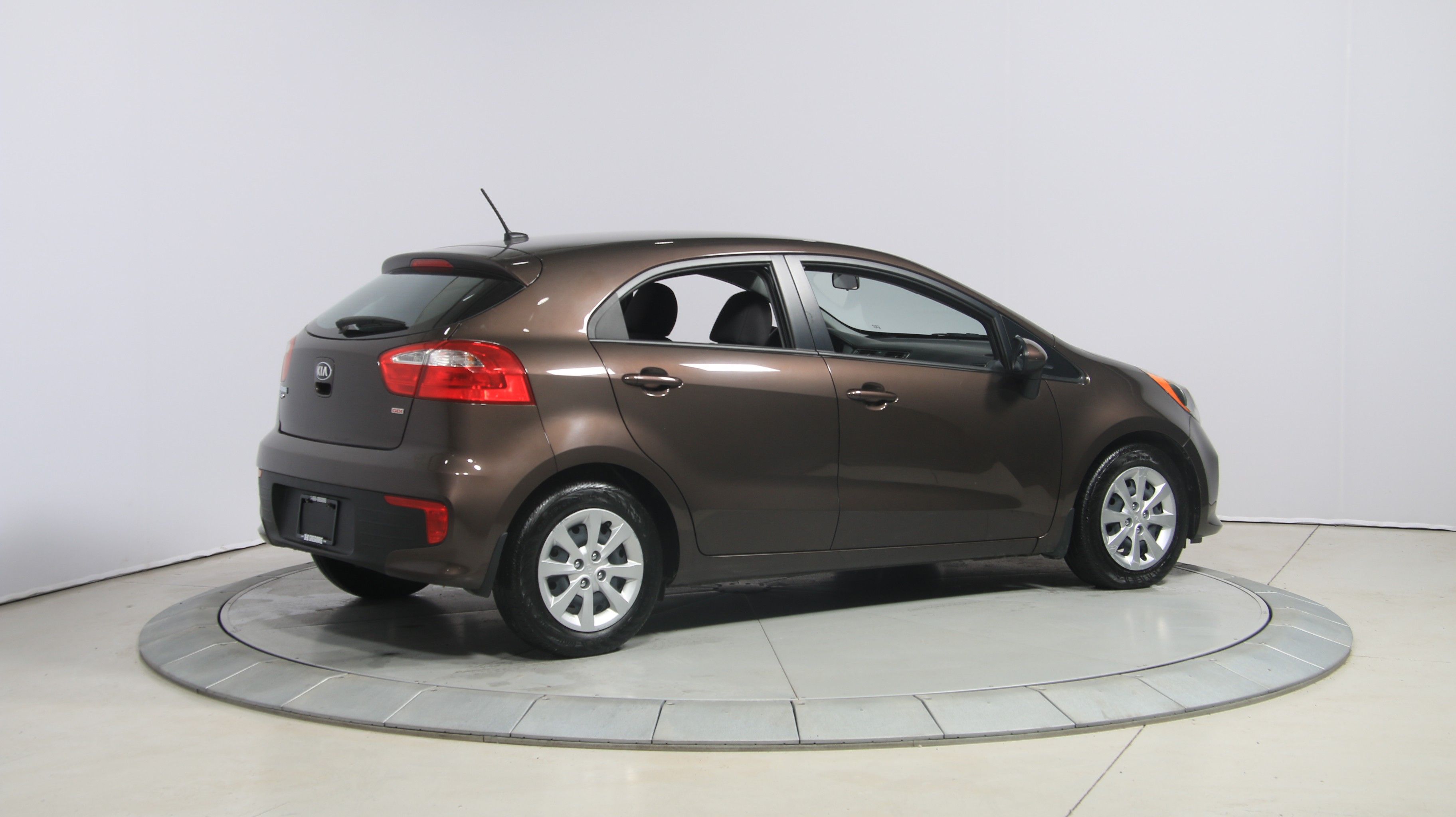 Kia Rio 5 2016 LX+ AUTO A/C GR ELECT BLUETHOOT usagée et d’occasion à ...