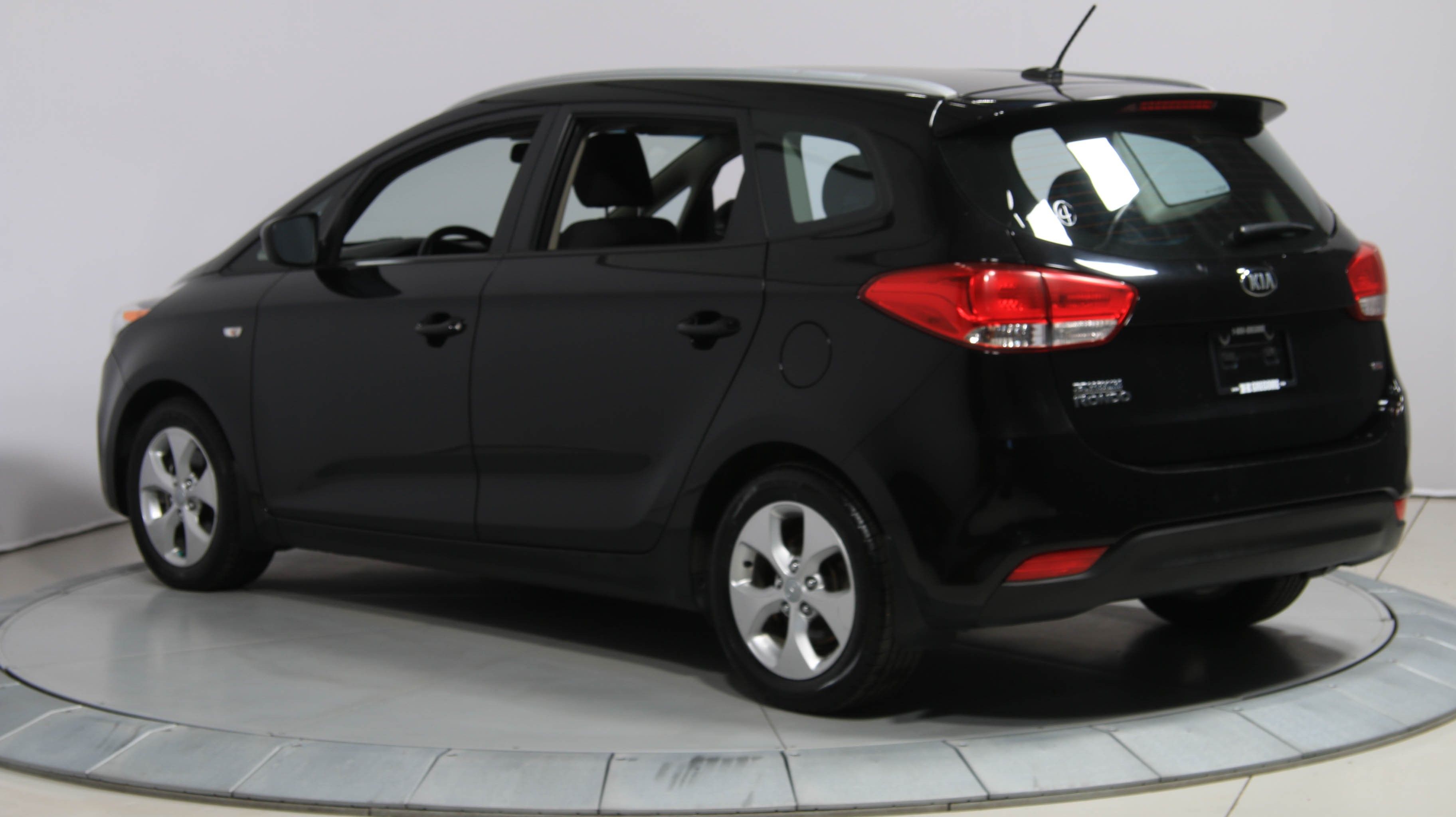 Kia Rondo 2014 LX AUTO A/C GR ELECT MAGS BLUETOOTH usagée et d’occasion ...