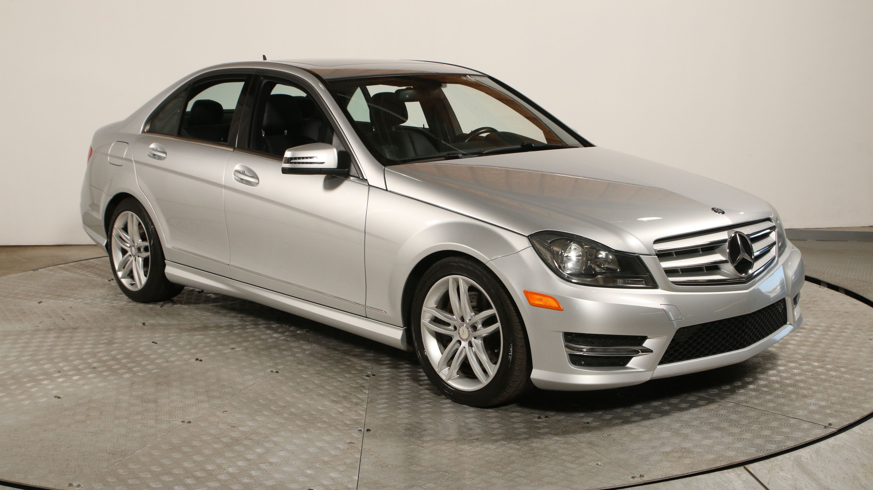 Used 2013 Mercedes Benz C300 4 MATIC TOIT CUIR for sale at HGregoire