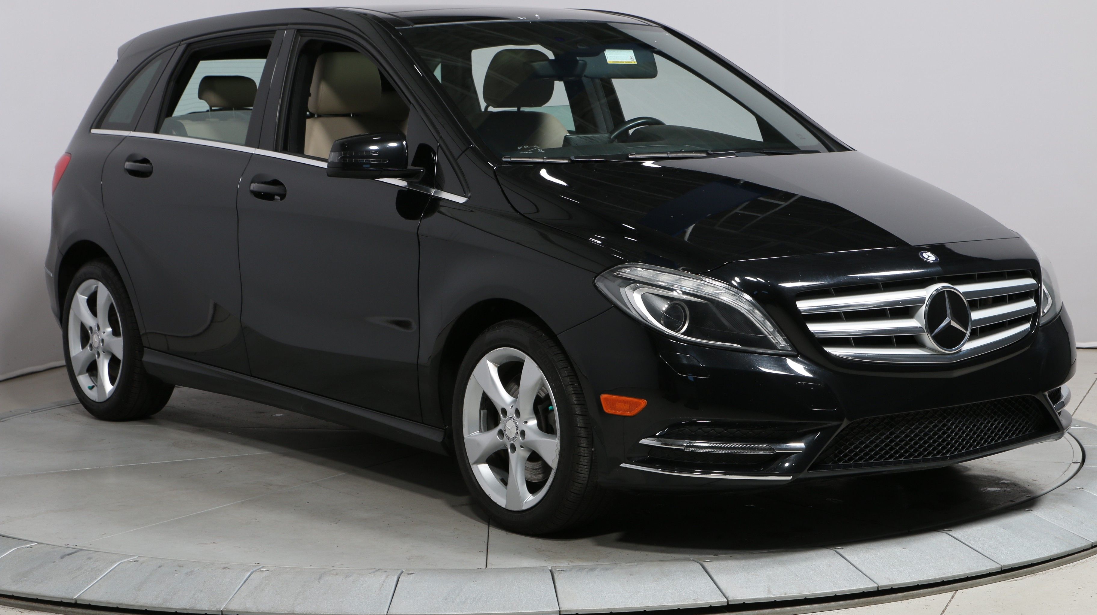 Mercedes Benz B250 2013 SPORT TOURER TOIT CUIR MAGS usagée et d ...
