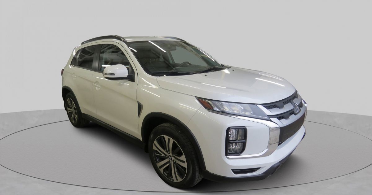 Used 2020 Mitsubishi RVR SEL for sale at HGregoire