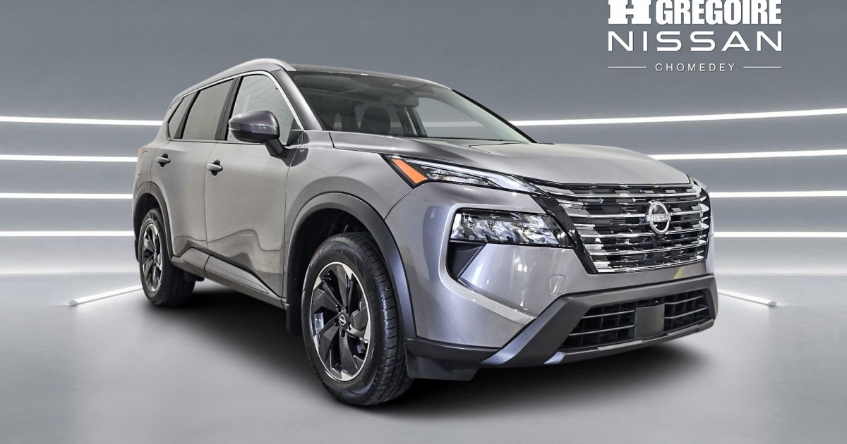 Used 2025 Nissan Rogue SV * AWD * Mag * Caméra * Carplay * Toit Pano ...