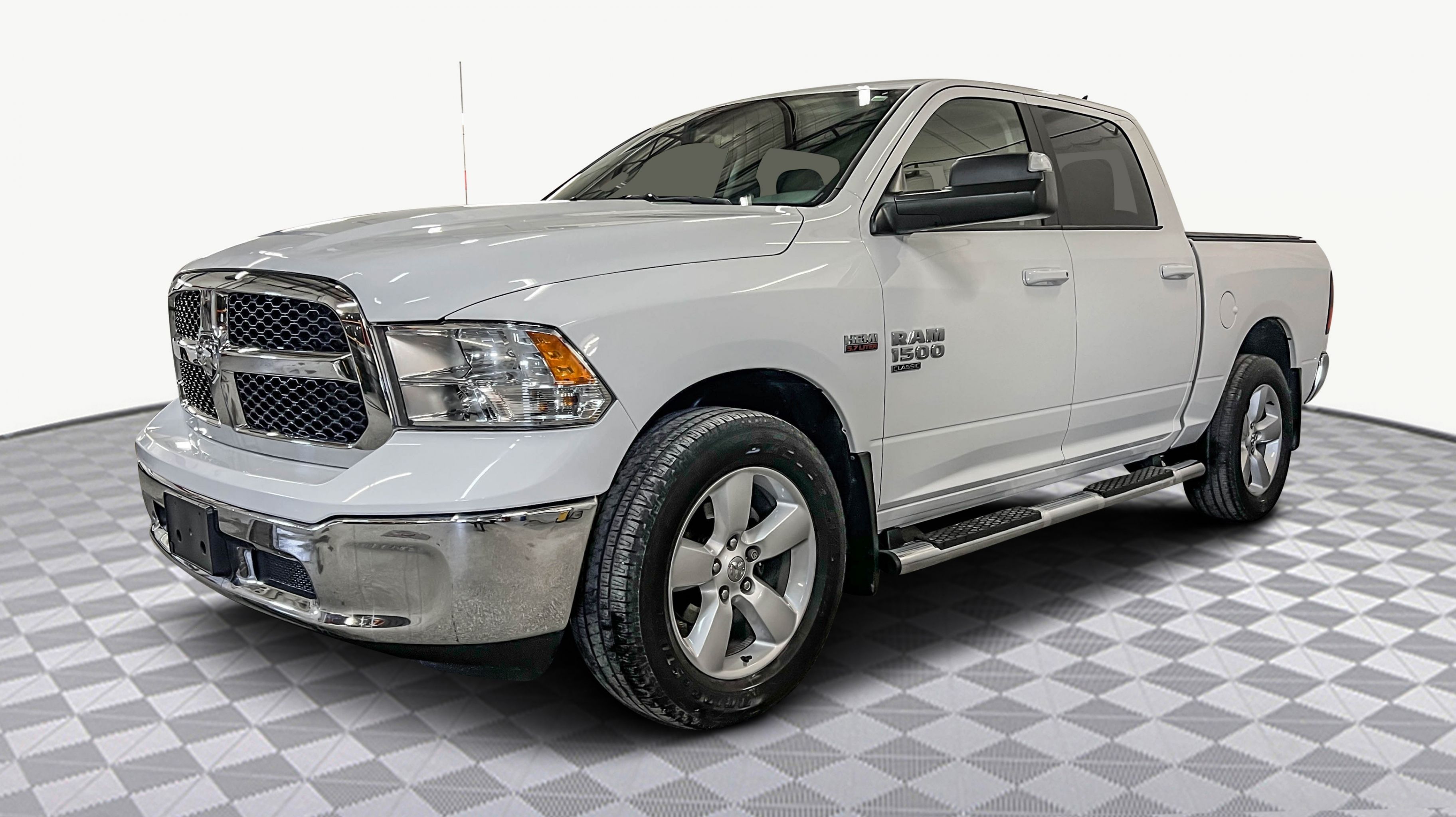 Ram 1500 2019 SLT usagée et d’occasion à vendre chez HGregoire