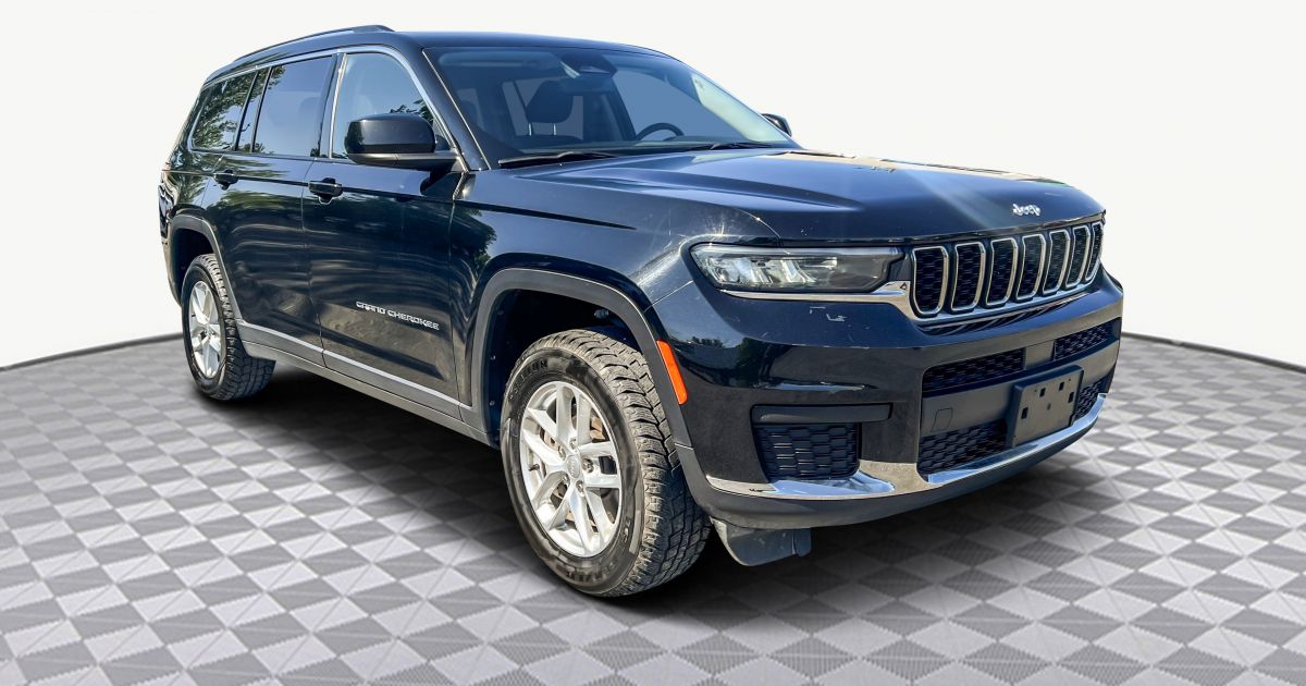 Used 2023 Jeep Grand Cherokee L Laredo 4x4, 6 passagers for sale at ...
