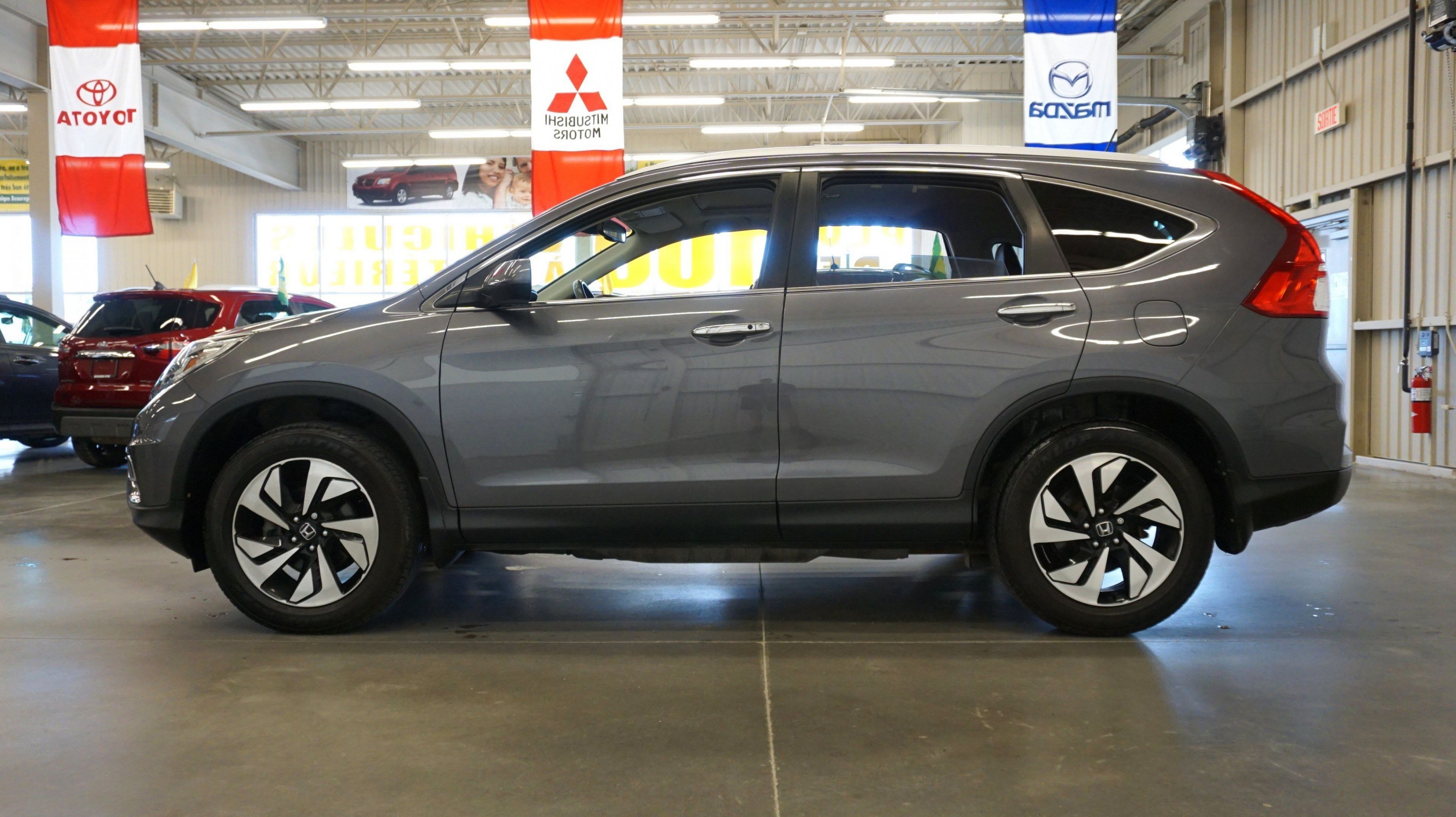 Honda CRV 2016 Touring AWD (caméra-toit-cuir-navi) usagée et d’occasion ...