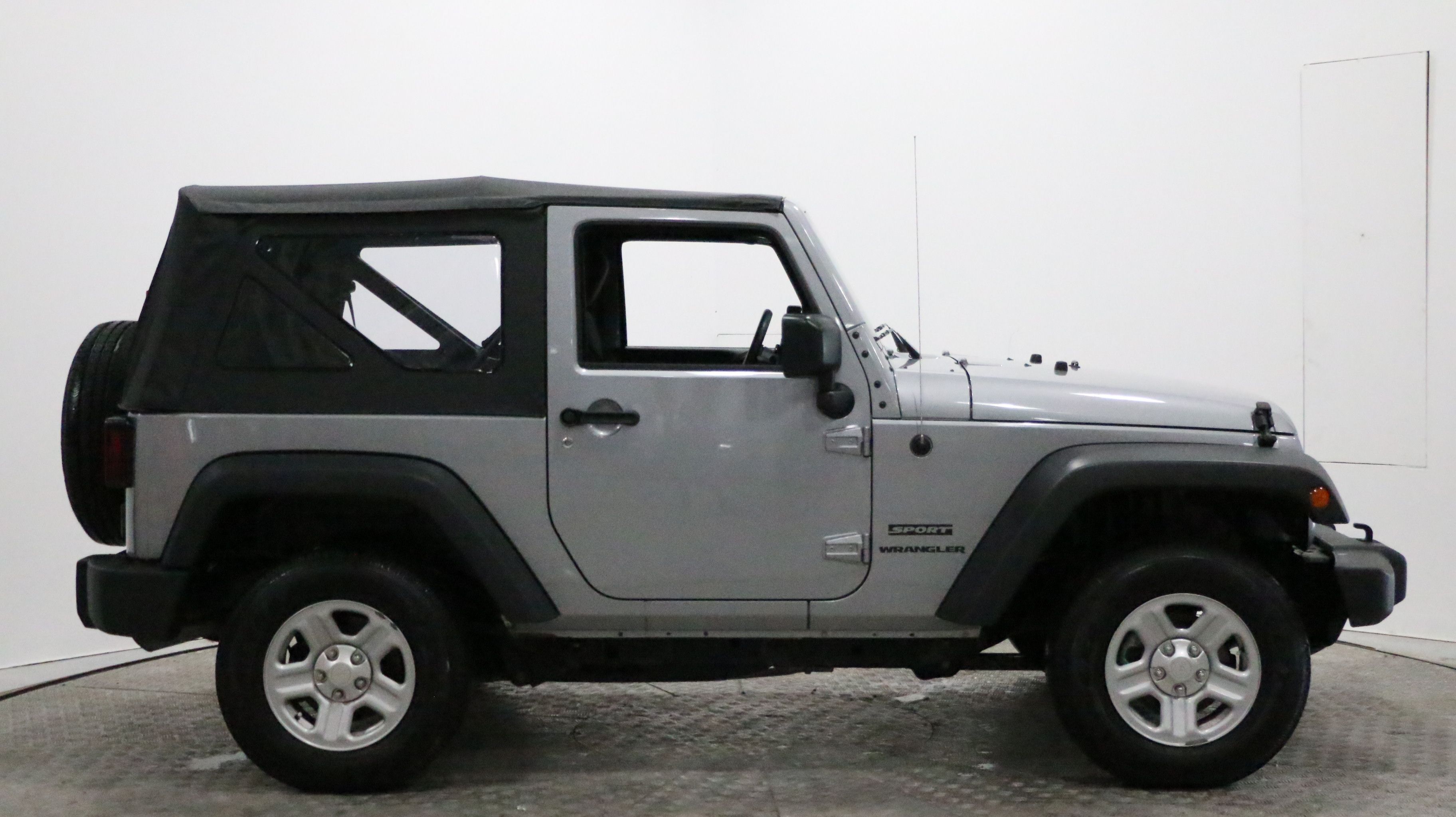 Jeep Wrangler 2015 Sport usagée et d’occasion à vendre chez HGregoire