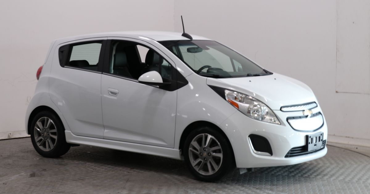 Chevrolet Spark 2016 LT GR ELECT MAGS usagée et d’occasion à vendre ...