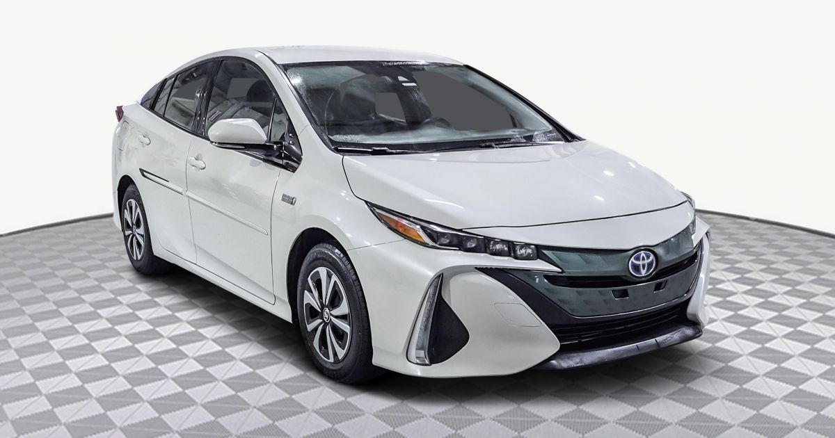 Toyota Prius 2019 Plug-in Hybrid Cuir Mags Caméra GPS Écran 12.3 ...