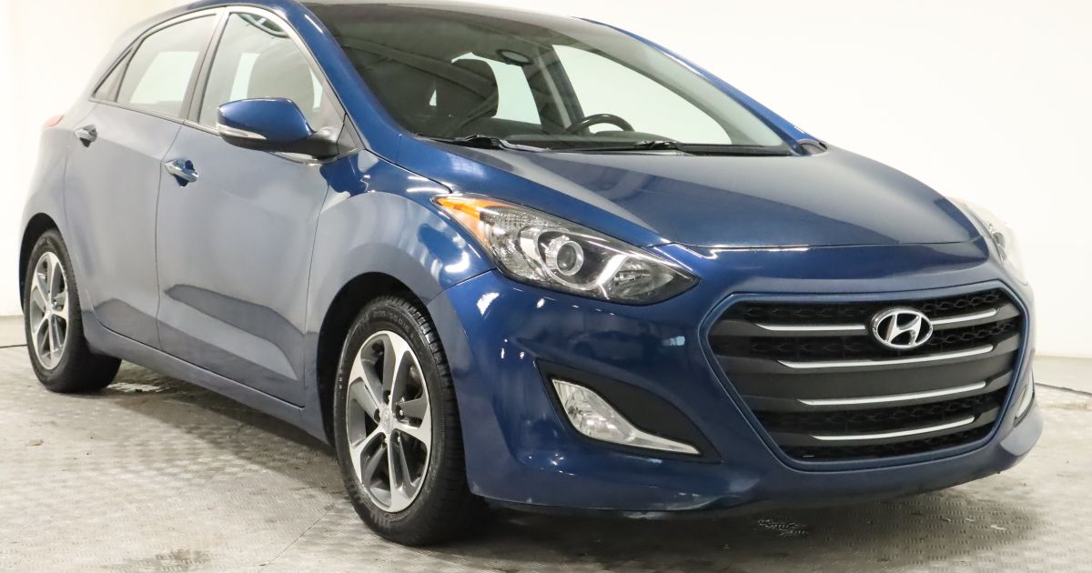 Hyundai Elantra 2016 GLS w/Tech Pkg usagée et d’occasion à vendre chez ...