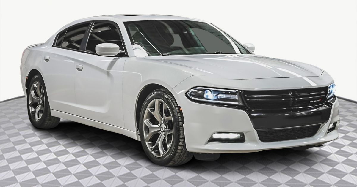 Dodge Charger 2017 4dr Sdn SXT RWD RALLYE EDITION TOIT MAGS 20 POUCES ...