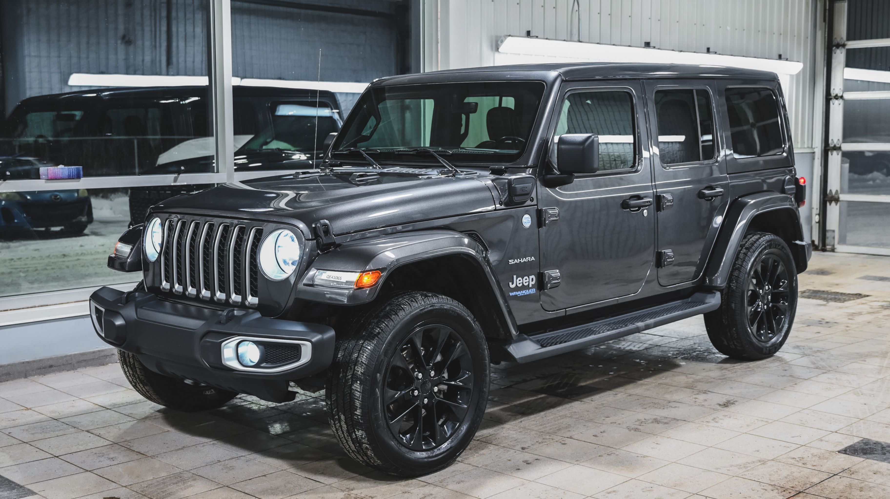Jeep Wrangler 2021 4XE Unlimited Sahara 4x4 SKY ONE-TOUCH COLD WEATHE ...