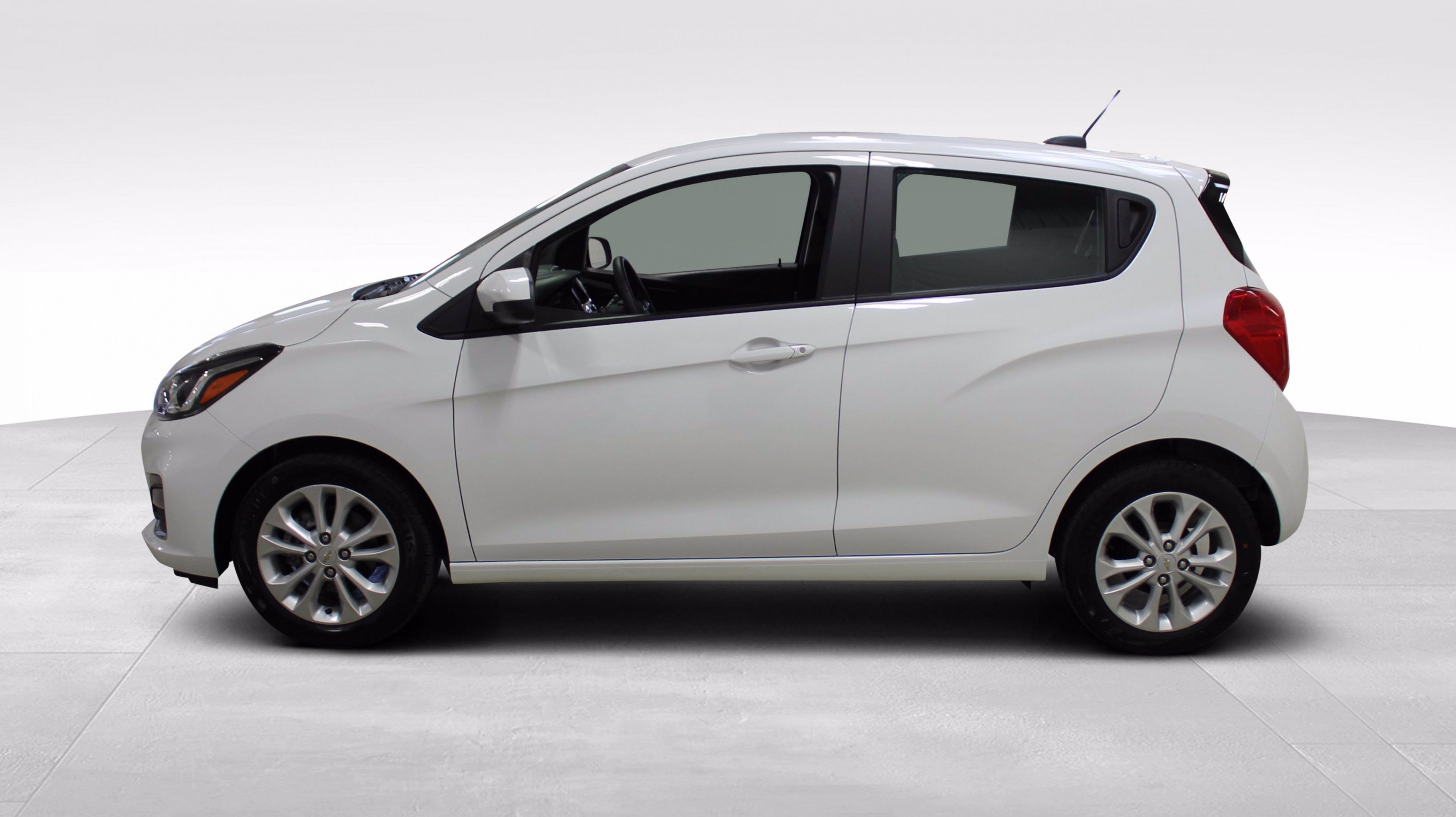 Chevrolet Spark 2020 LT Hatchback A/C Gr-Électrique Caméra Bluetooth ...