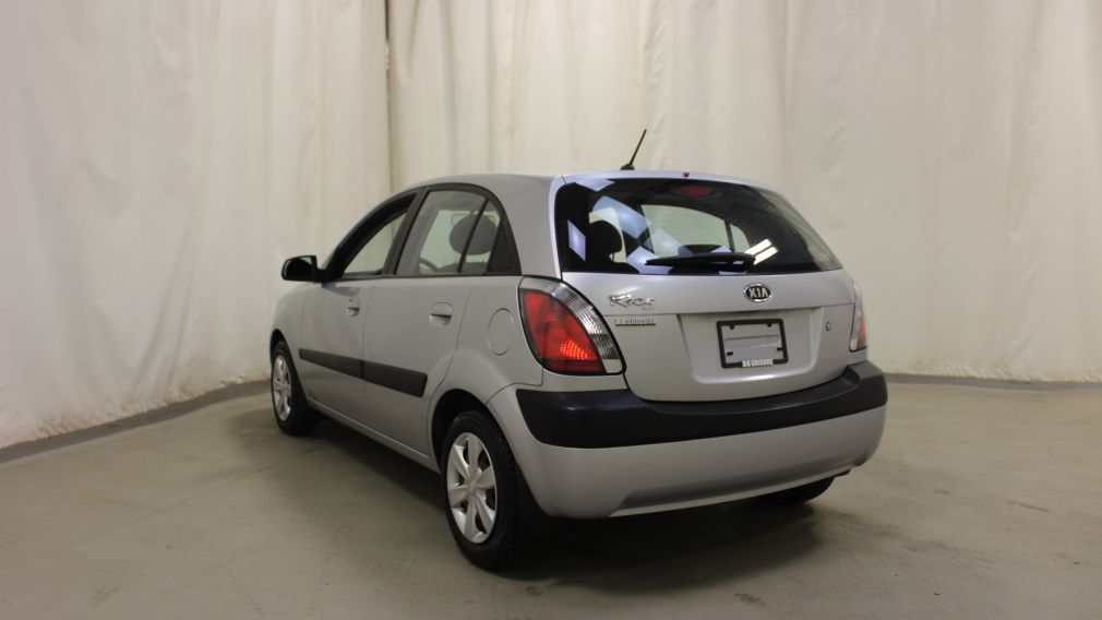 Kia Rio 2006 Rio5 EX Hatchback A/C Gr-Électrique Lecteur CD usagée et d ...