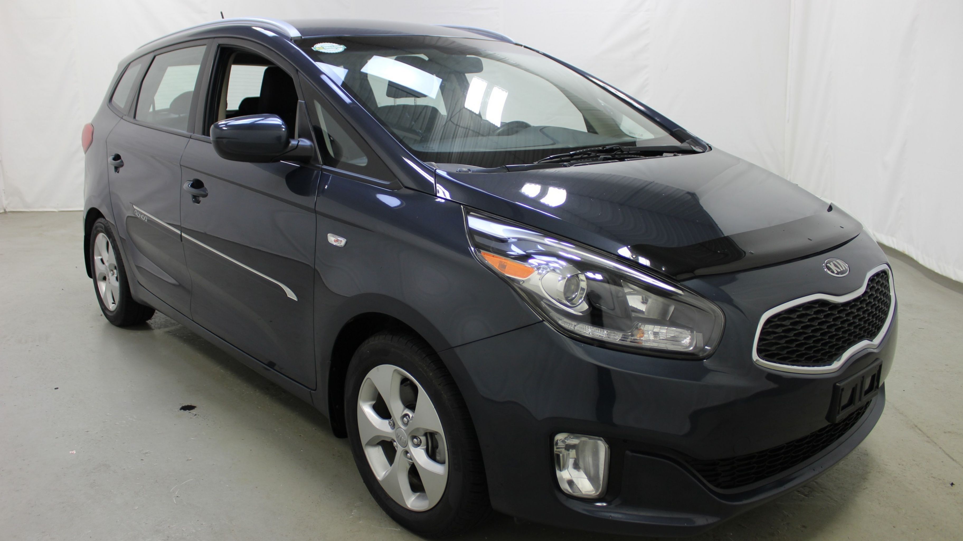 Kia Rondo 2014 LX Hatchback A/C Gr-Électrique Mags usagée et d’occasion ...