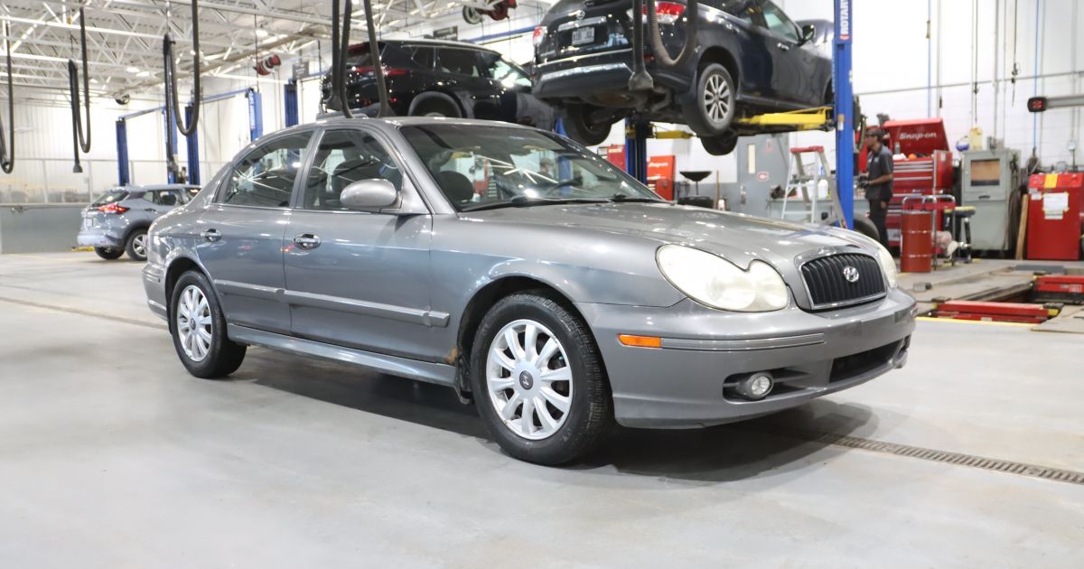 Hyundai Sonata 2004 GL Ens.Elec.+A/C+Automatique+Cruise+++ usagée et d ...