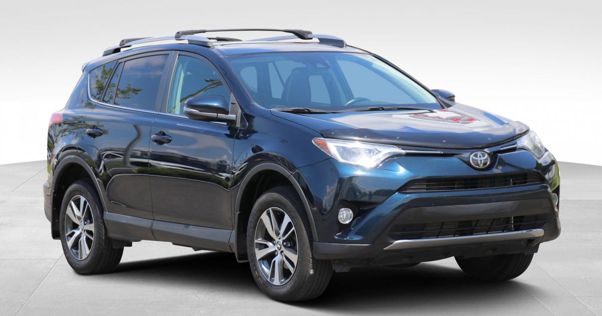 Toyota Rav 4 2018 XLE AWD - TOIT OUVRANT - HAYON ÉLECTR - SIEGES ELE ...