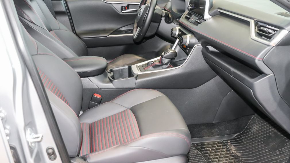 Toyota RAV4 Prime 2023 XSE - MAGS -VOLANT CHAUFFANT - TOIT OUVRANT usagée et d’occasion à vendre ...