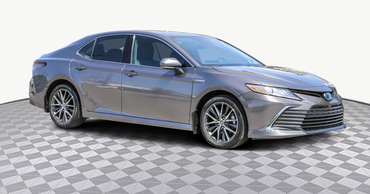 Toyota Camry 2021 Hybrid XLE - BAS KM - MAGS - TOIT OUVRANT - NAVIGA ...