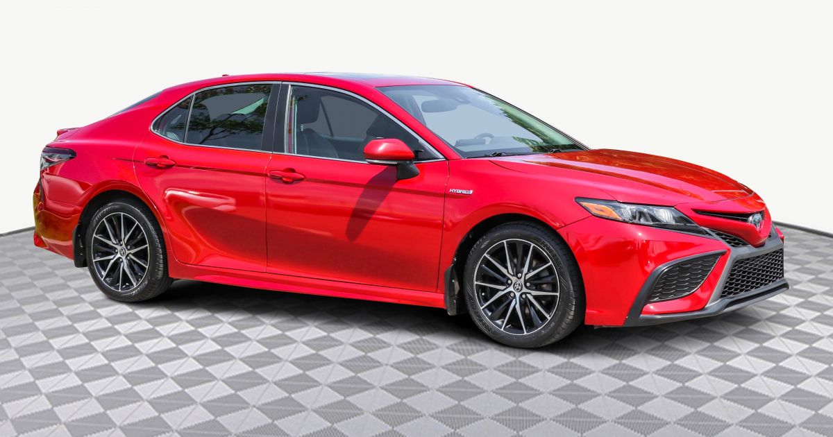 Toyota Camry 2021 Hybrid SE - TOIT OUVRANT - MAGS - VOLANT CHAUFFAN ...