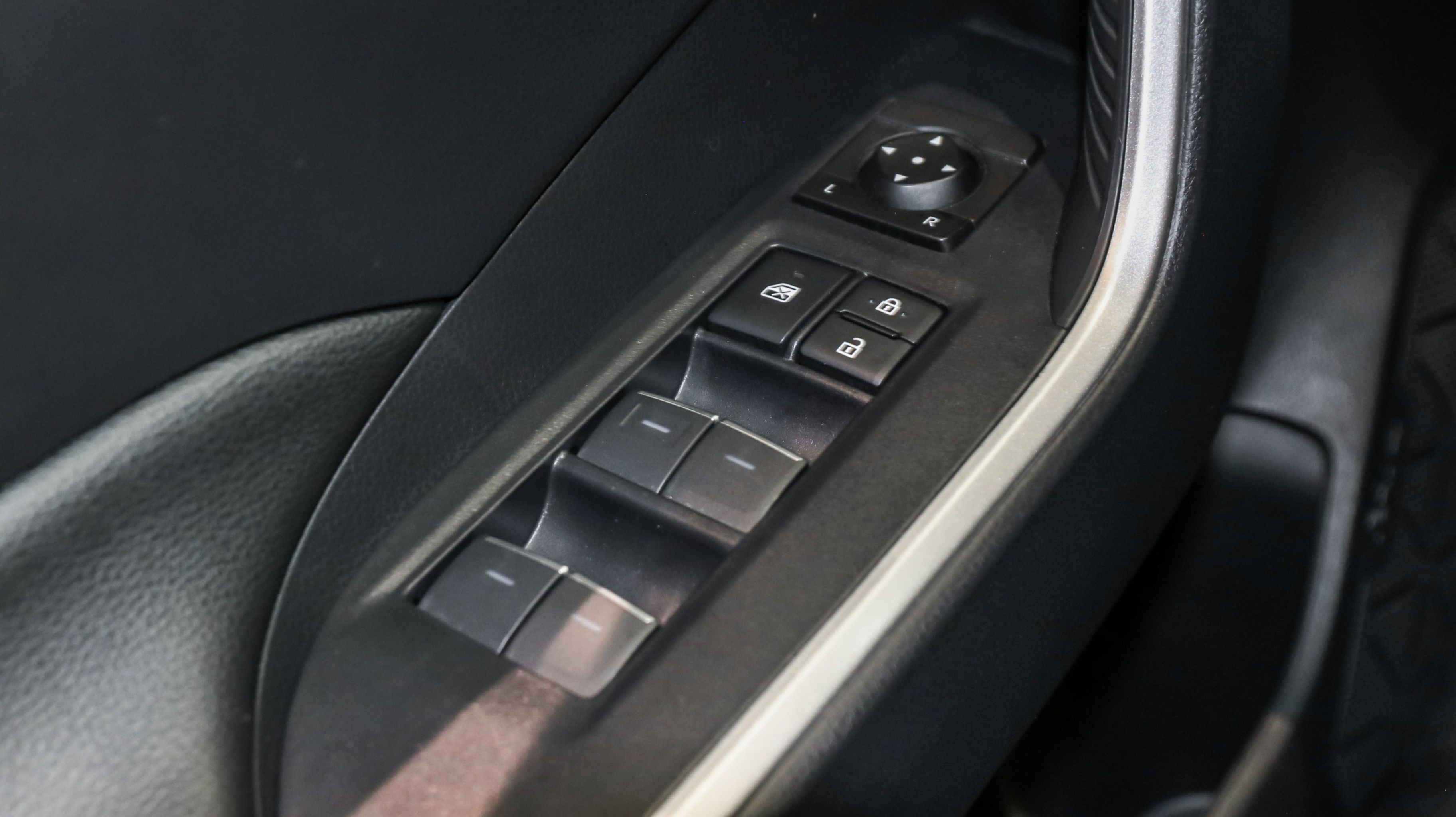 Used 2024 Toyota RAV4 Prime SE AWD - MAGS - CAMÉRA RECUL - CLIM AUTOM ...